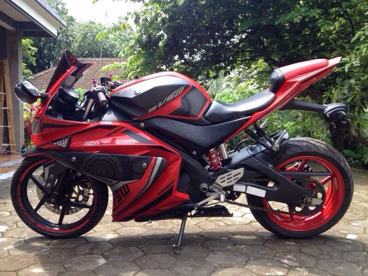 Modifikasi yamaha r15 terbaru movistar new merah velg jari jari ala ...