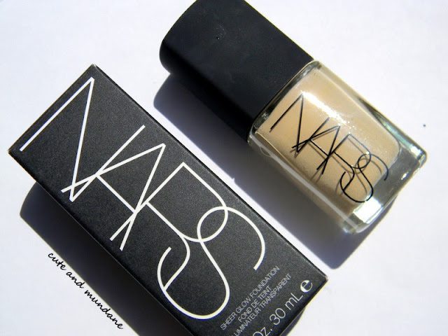 Cute and Mundane: NARS Sheer Glow Foundation in Ceylan (Light6)