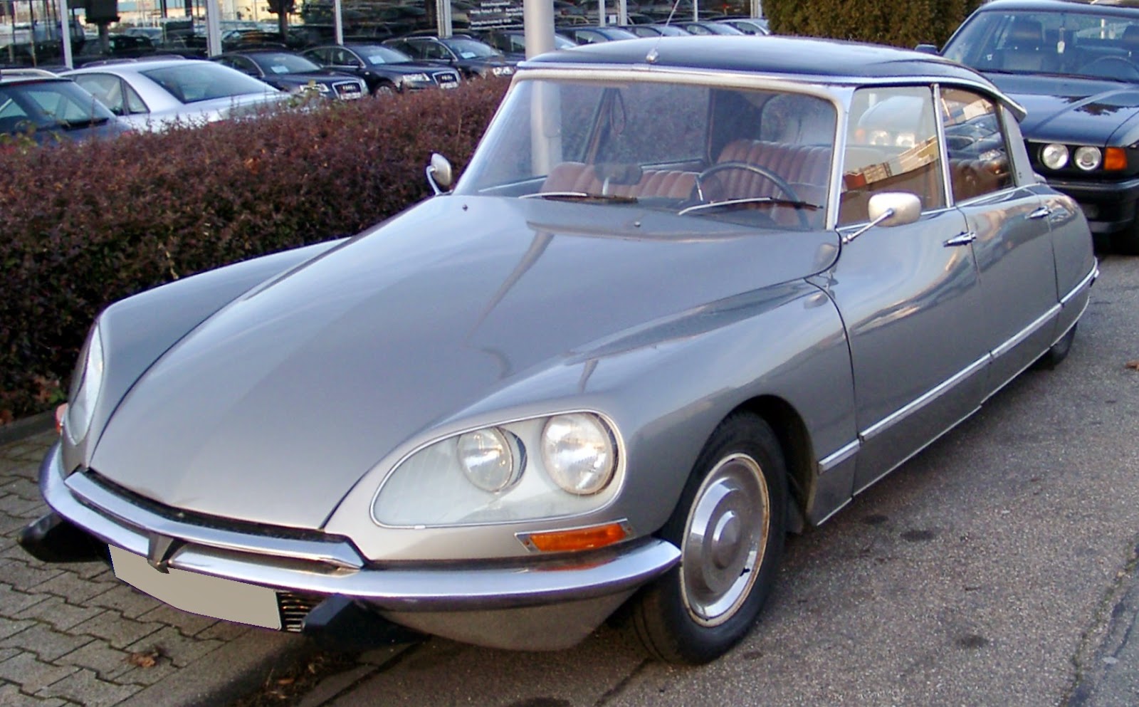 Citroen DS, racconto di un mito - Throttle Addicted