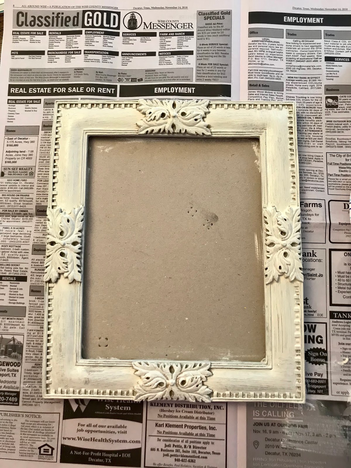 Clover House: Farmhouse Inspired Frame with Free Print