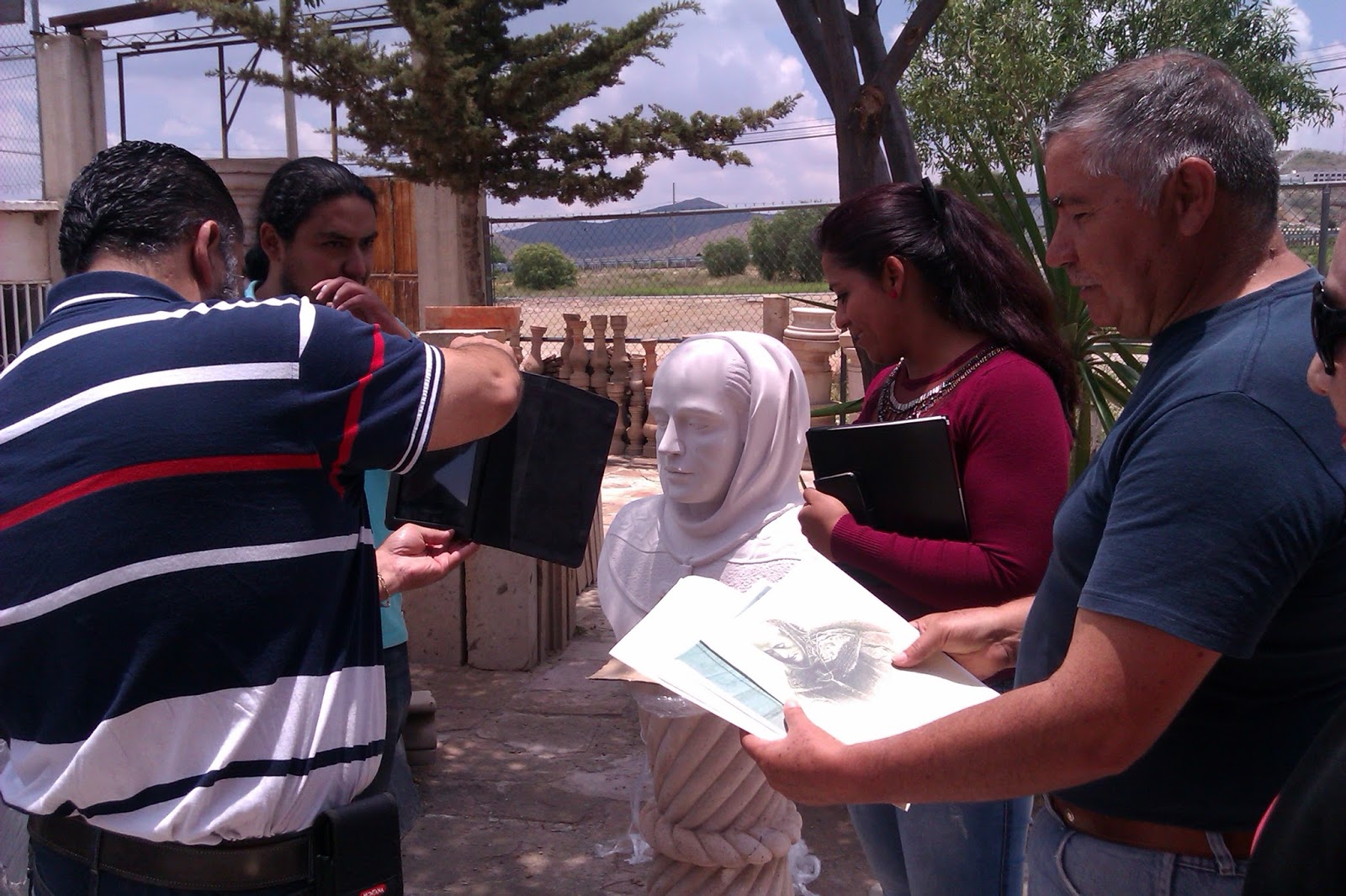 Historia de la Diócesis de Zacatecas. : Plazuela y monumento a Fr ...