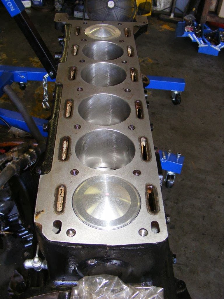 CKD Boats - Roy Mc Bride: Jaguar 3.8S type engine rebuild