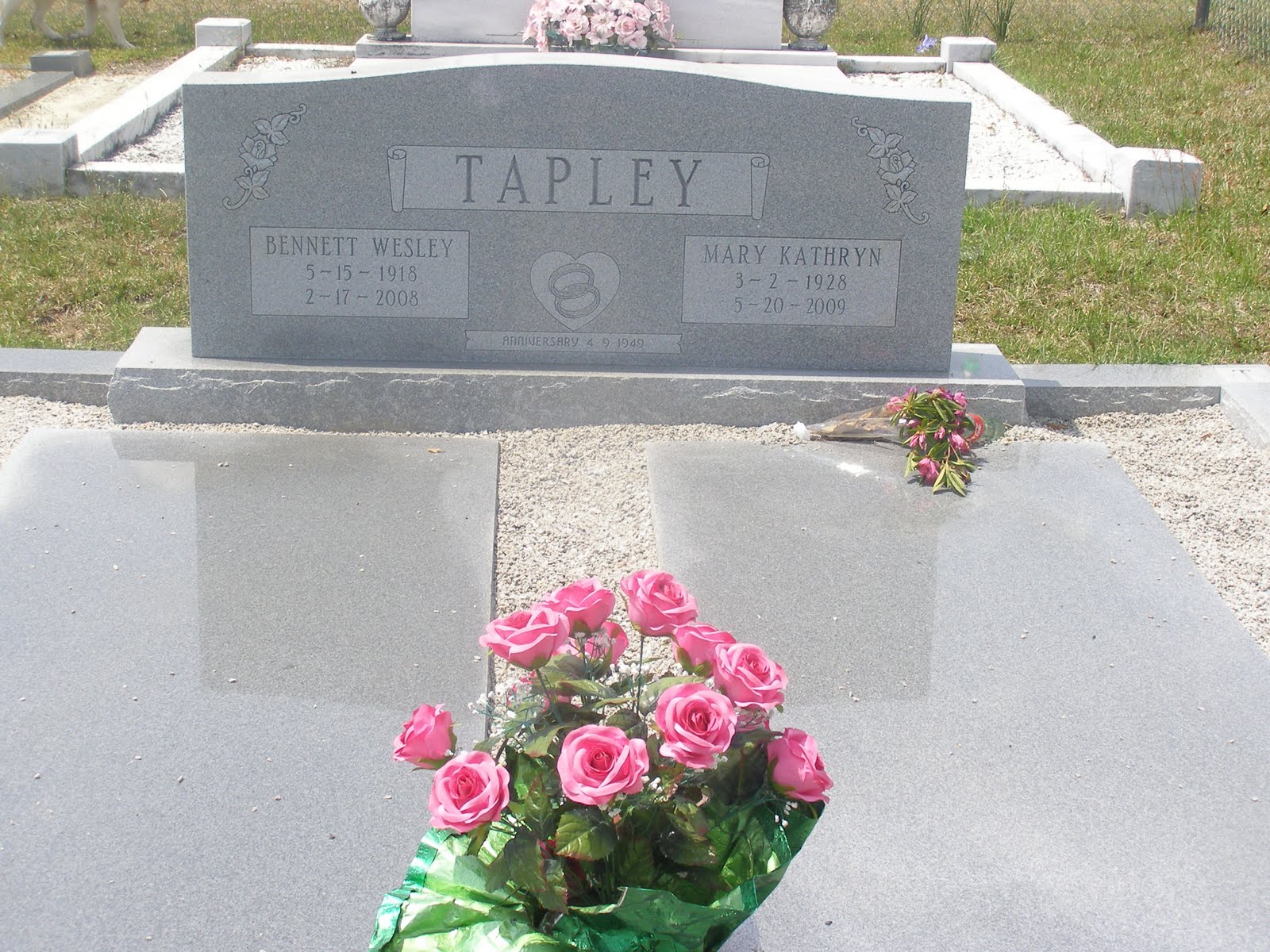 My Tapley Tree...and its Branches: Tombstone Tuesday: Bennett Wesley Tapley