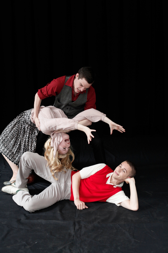 Lunge Dance Collective / Creation Blog