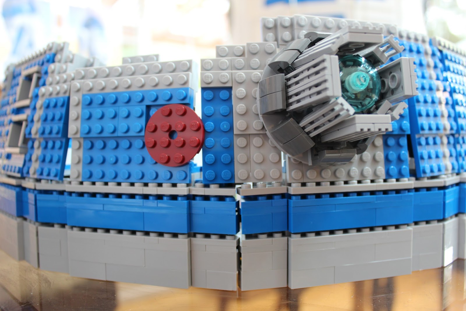 L3-G0 the Lego brick R2-D2: First row of dome panels