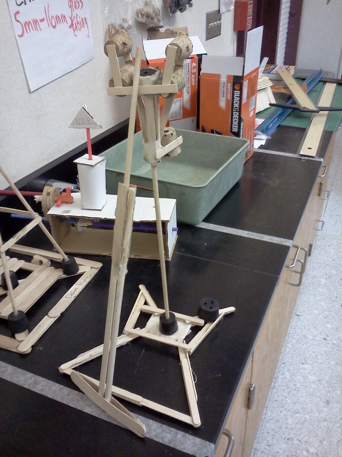 project make: hydraulic judo bots