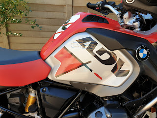 Ninim Designs: Honda Africa Twin Orange