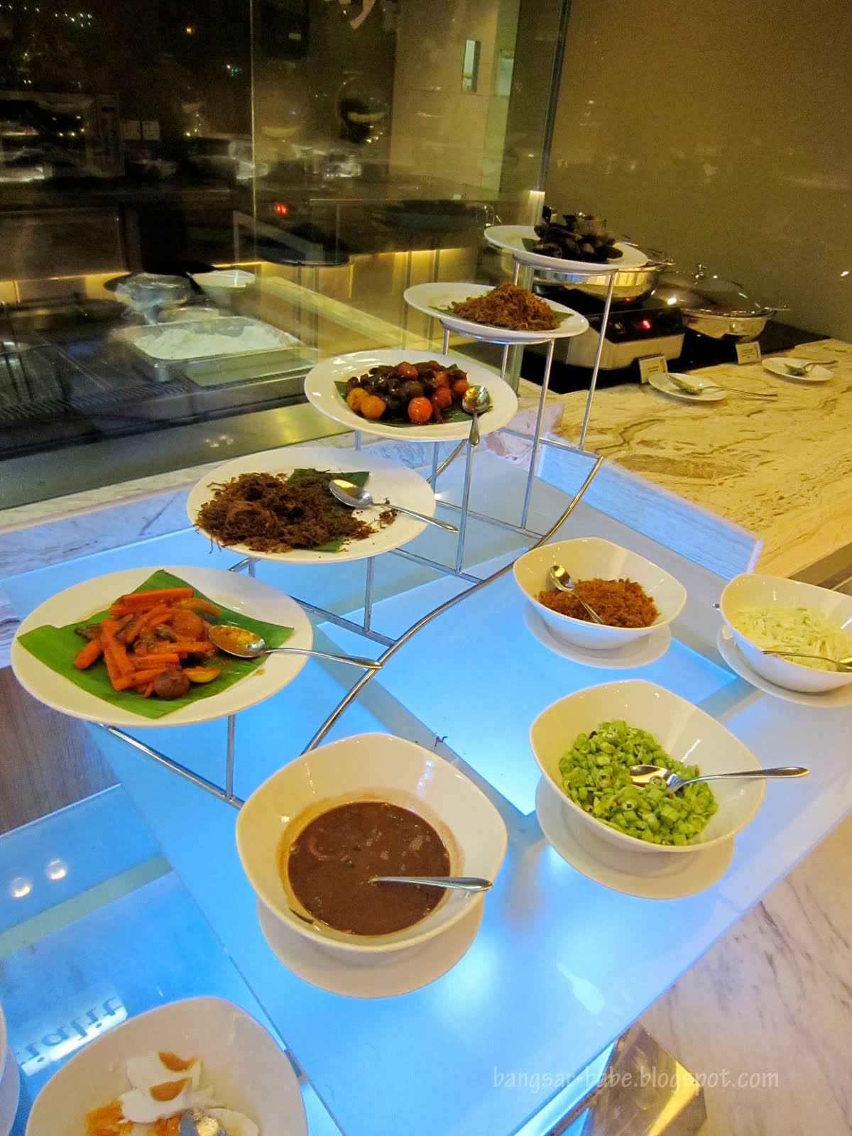 Selera Kampung-Ku Buffet @ Cinnamon Coffee House, One World Hotel ...