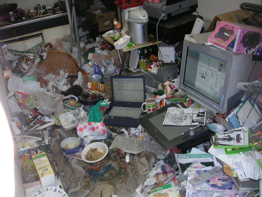 Matt Of All Trades: Some Incredibly Messy Offices