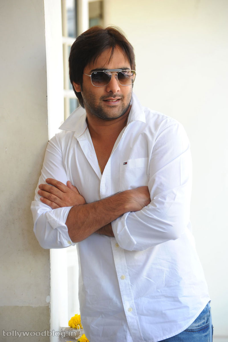 Telugu Hero Tarun latest Photo Shoot photos Stills Gallery