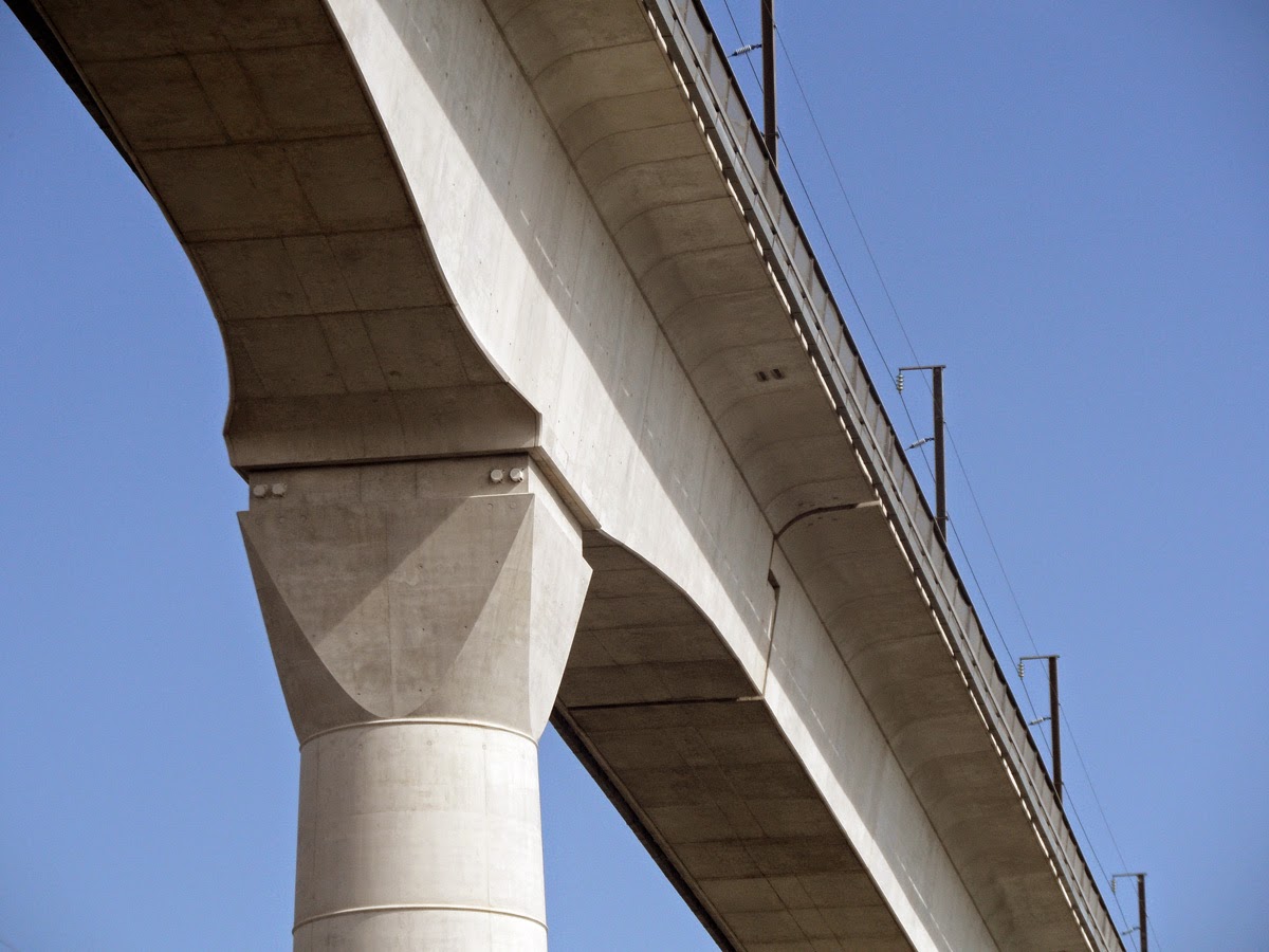 The Happy Pontist: French Bridges: 4. TGV Viaduct, Avignon