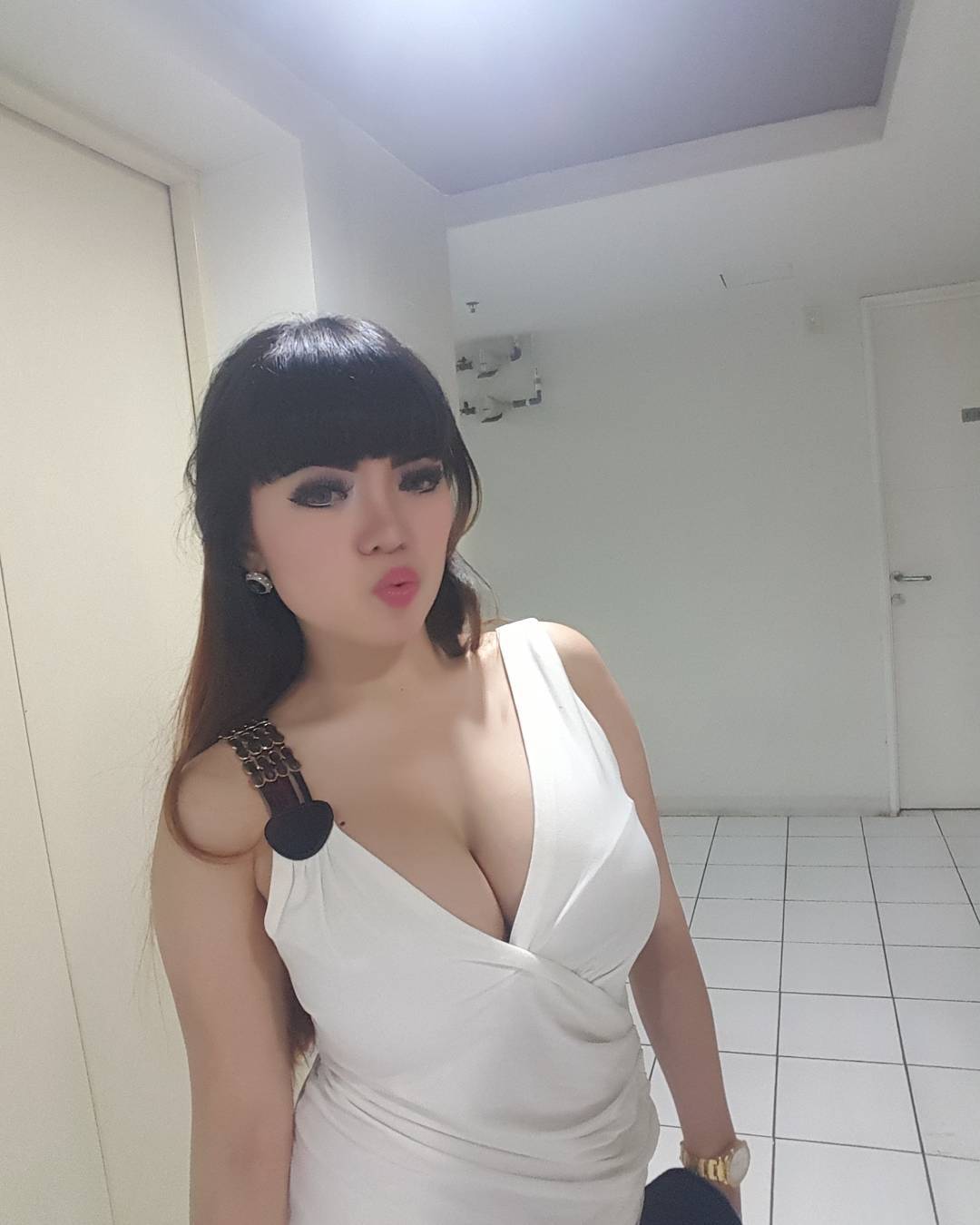 Kumpulan Foto Sexy Dj Dinar Candy Terbaru Gak Liat Nyesel !!! - EkoDoc