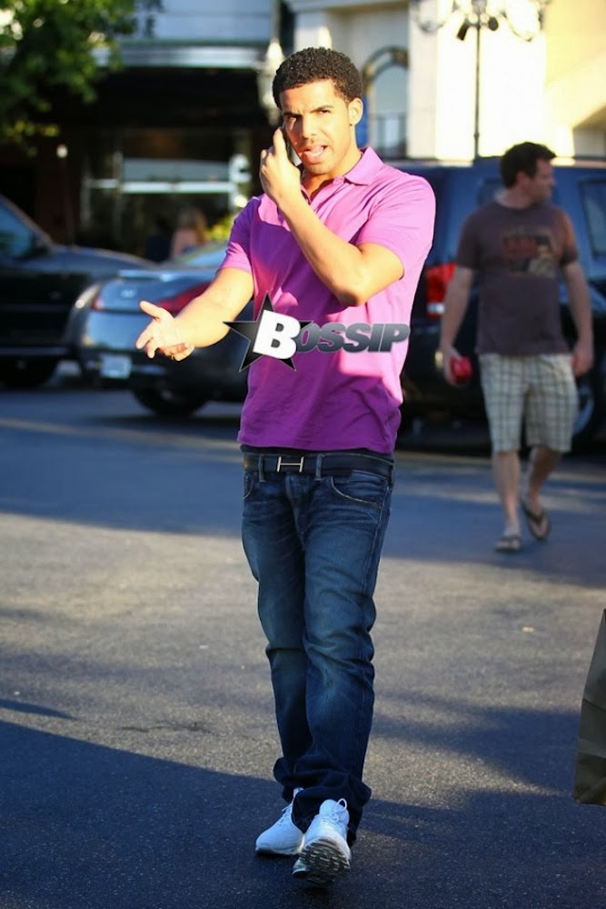 Celeb Saggers: Drake's Sag in Calabasas