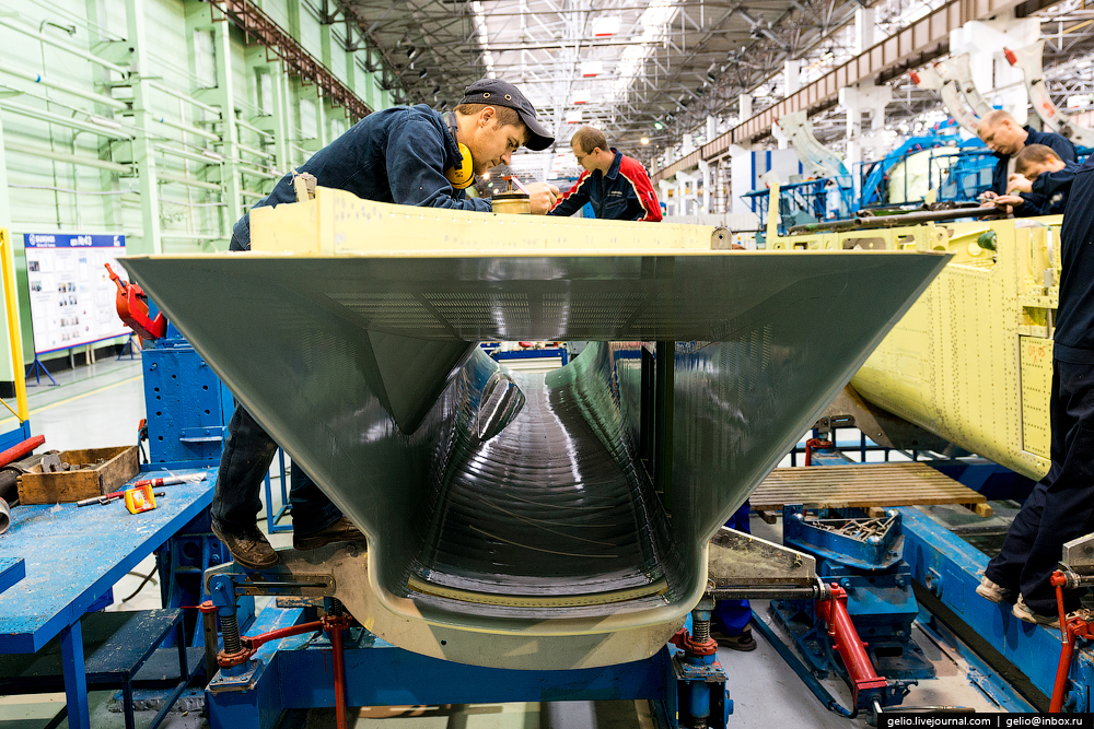 Sukhoi Su-34 Production Line | Errymath