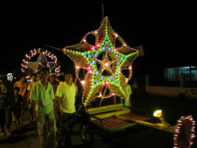 Byahero: Karangahan 2012: Christmas Parol Parade in Polangui, Albay