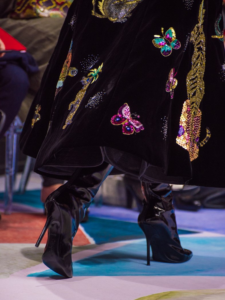 Runway | Schiaparelli Fall 2016 Paris Haute Couture Fashion Week | Cool ...