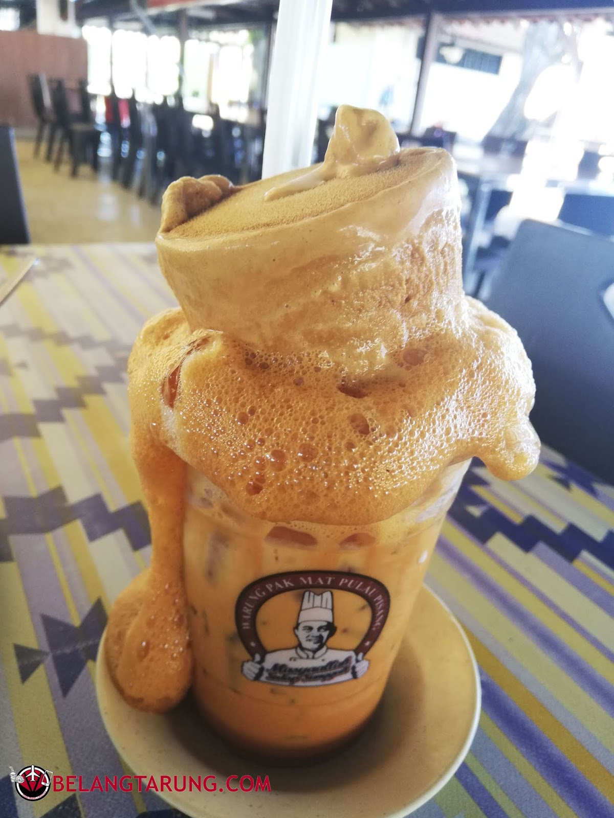 Teh Tarik Madu Ais dan Sup Ikan Warung Pak Mat Pulau Pisang Kelantan