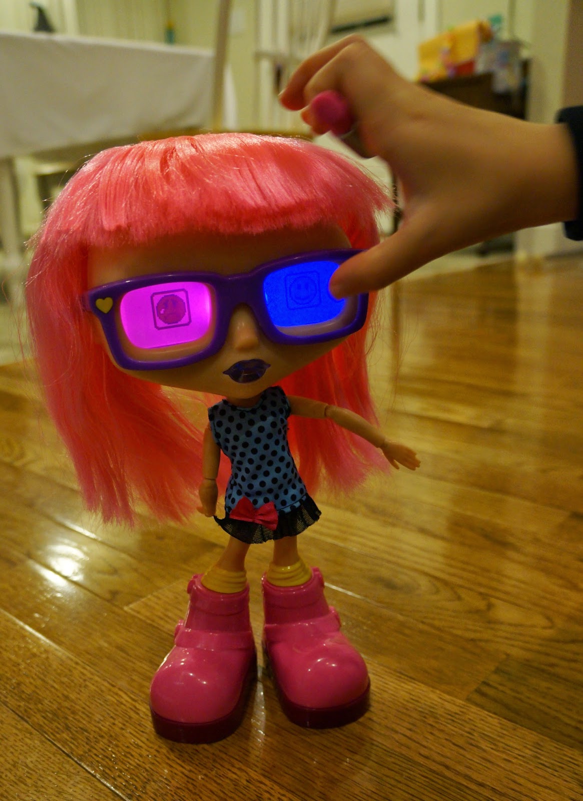 Evan and Lauren's Cool Blog: 10/5/14: Chatsters Interactive Doll from ...