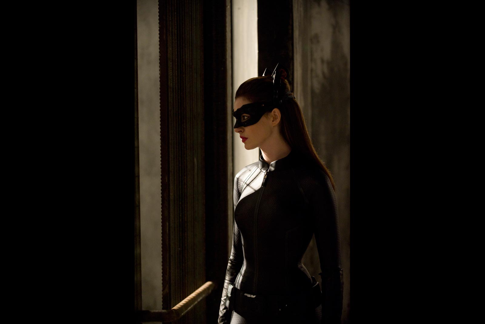 Anne Hathaway Catwoman Lace Mask