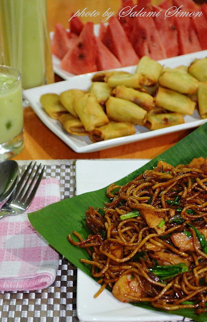 Juadah Berbuka Puasa : Mee Goreng Ringkas, Popia Otak-Otak & Jus ...