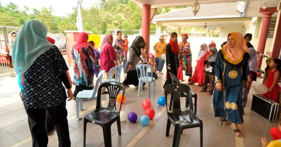 Belon Perasmian : Belon gas helium