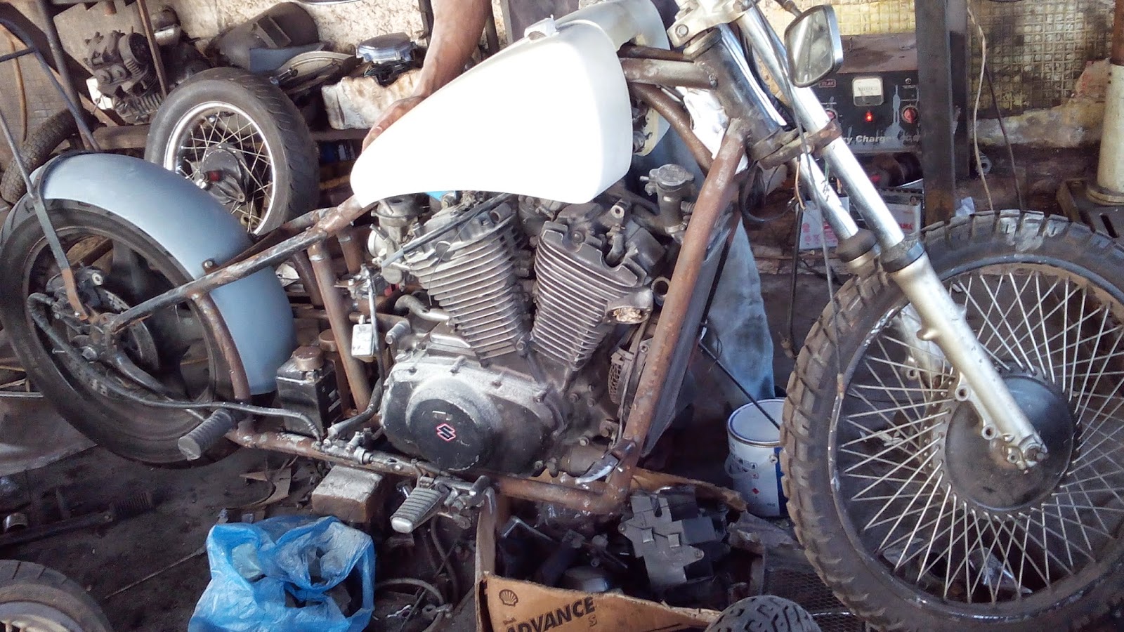 Lobong Custom Motorcycle: suzuki vx800 new brand suzuli sarawak bobber chop