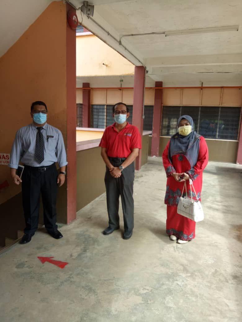 Pemantauan PPD Kluang untuk Pendaftaran semula pelajar Tingkatan 4 ke ...