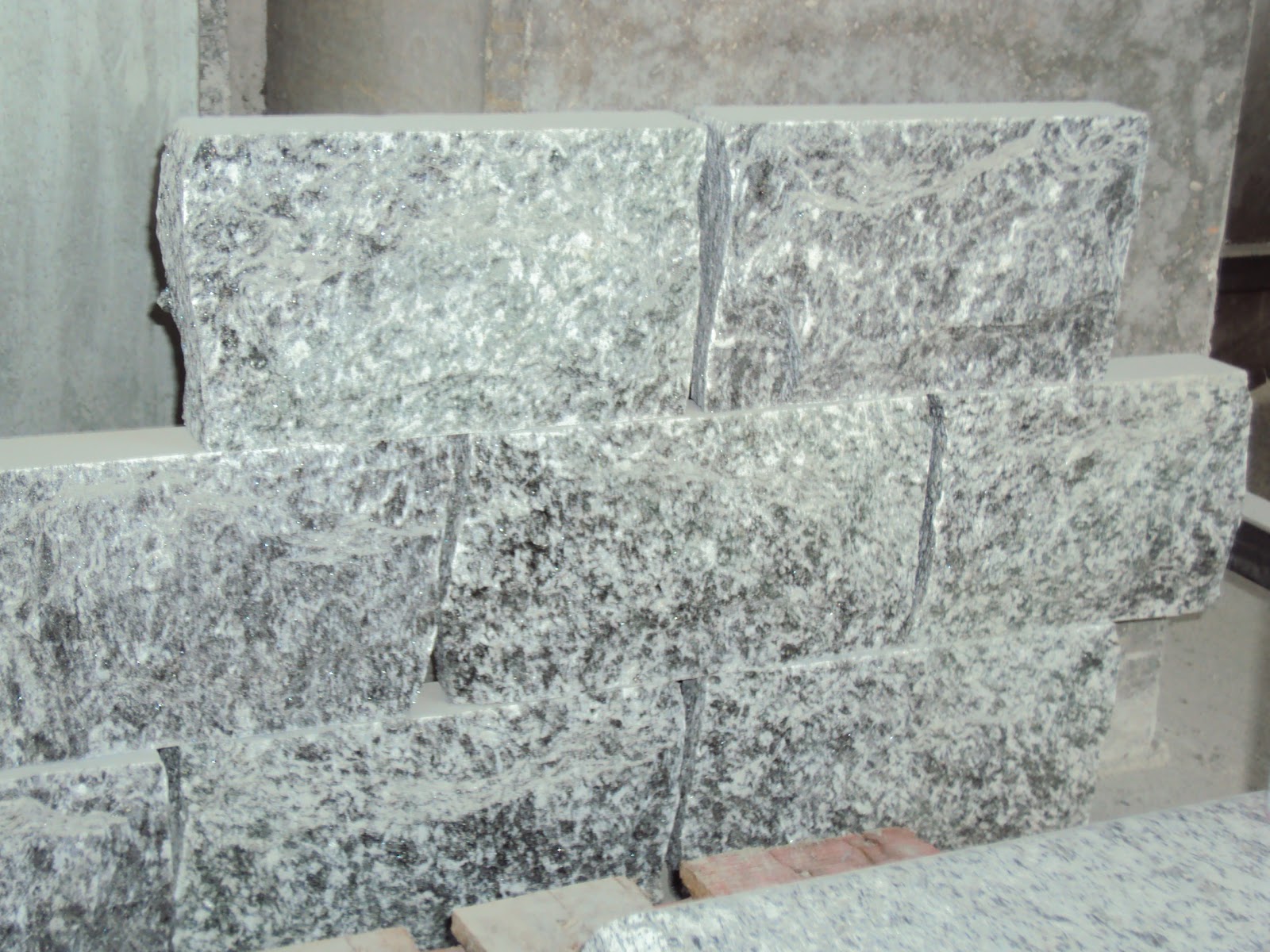 Serizzo per edilizia