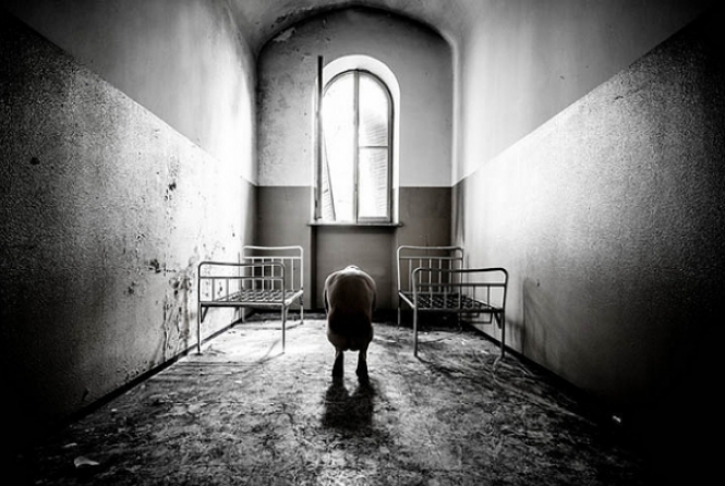 Escritores Fantasmas: Manicômio - Parte 1