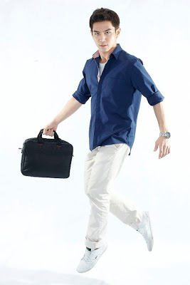 Beaux Image: Artist : Hero Tai