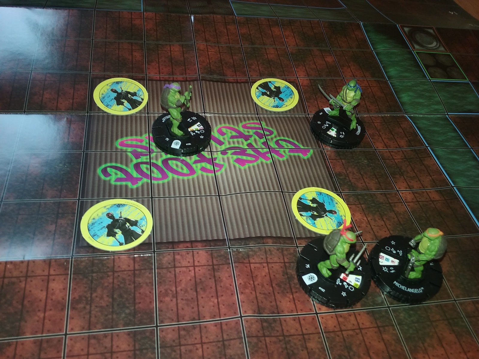 Teenage Mutant Ninja Turtles Mouser Mayhem Heroclix Starter Set ...