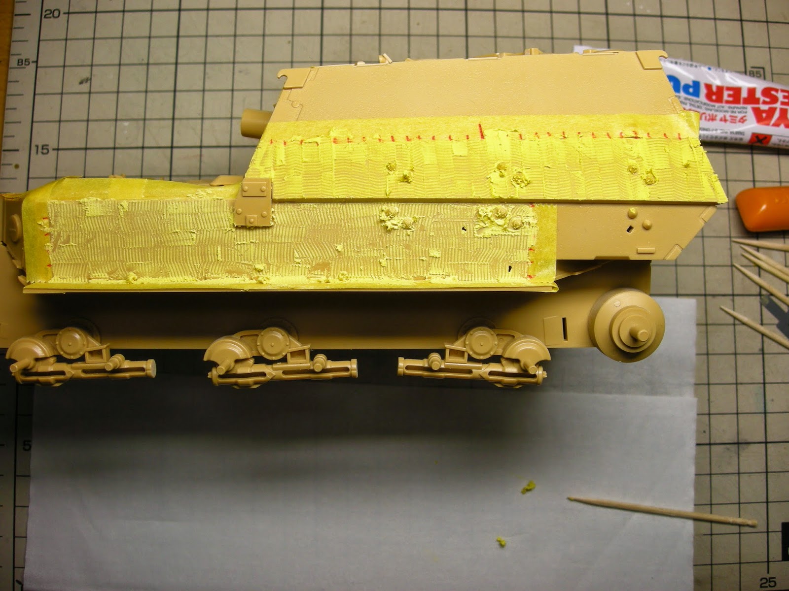 模型と時間: TAMIYA 35325 ドイツ重駆逐戦車 エレファントのコーティング