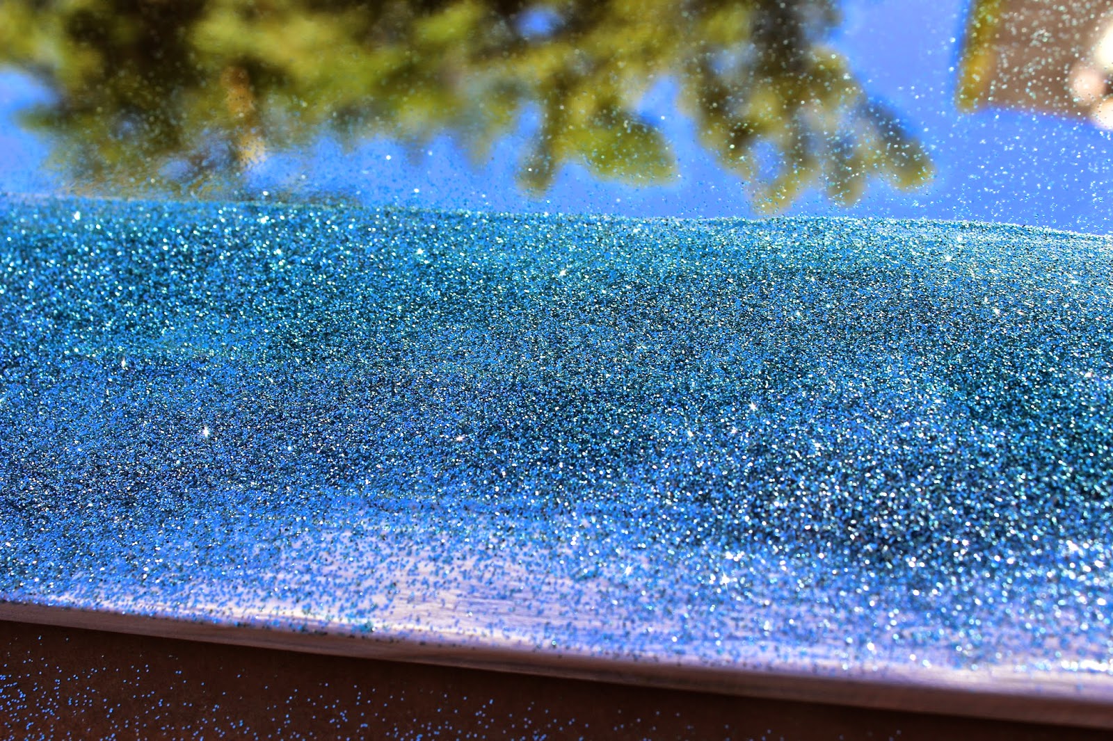 emma judge: DIY: Ombre Glitter Mirror