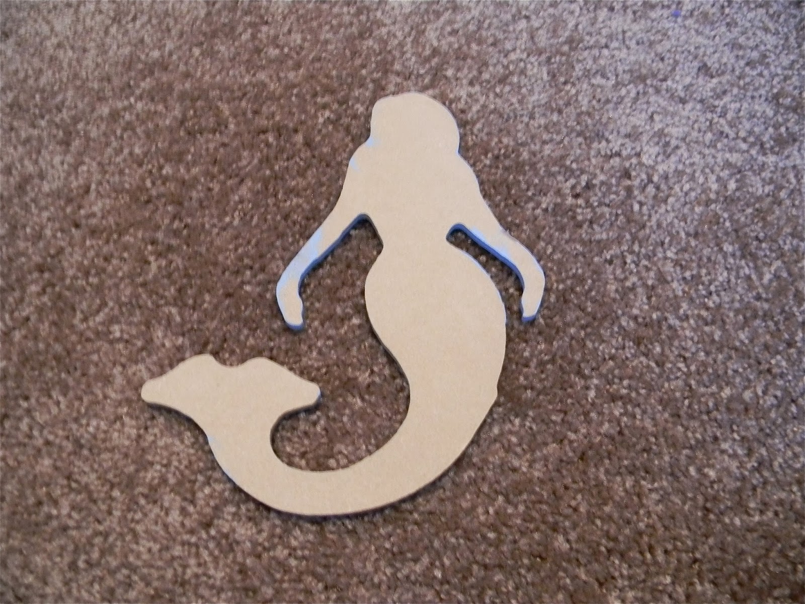 Crafts and Chaos: DIY: Simple Mermaid Decor