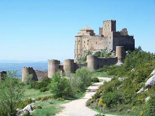 Con vistas al mundo: ARQUITECTURA ROMÁNICA