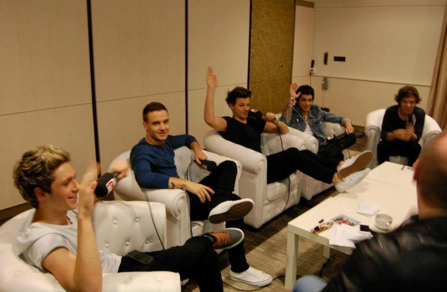 One Direction Updates: 1D interviews