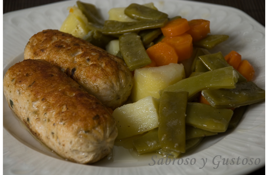 Salchichas de pollo | Sabroso y Gustoso