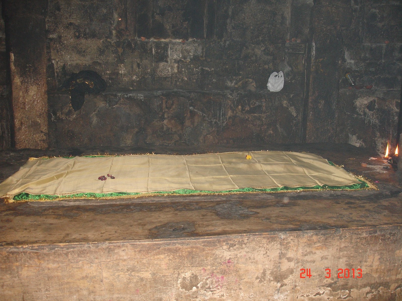 Swaroop's Travelogue: Sultan Garhi First Muslim Mausoleum