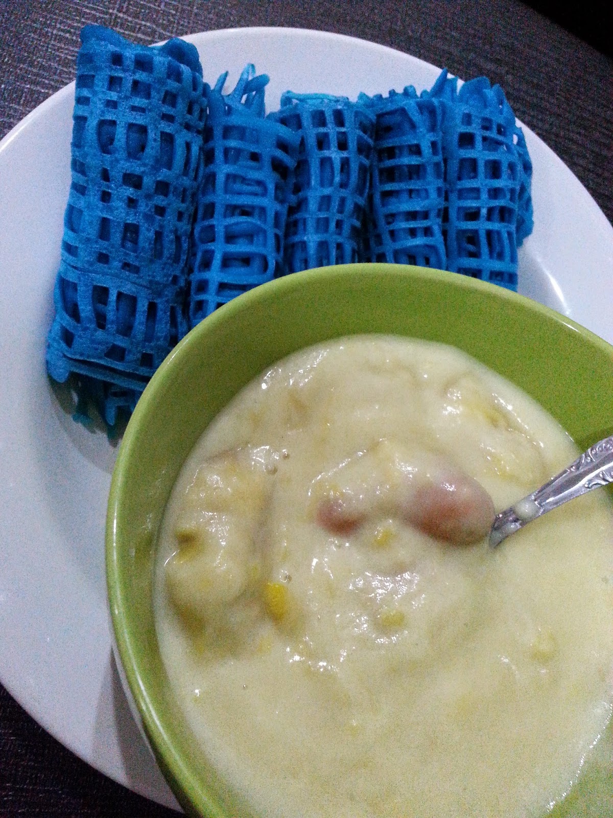 ♥cik siti hajar♥: Resepi Roti Jala Biru
