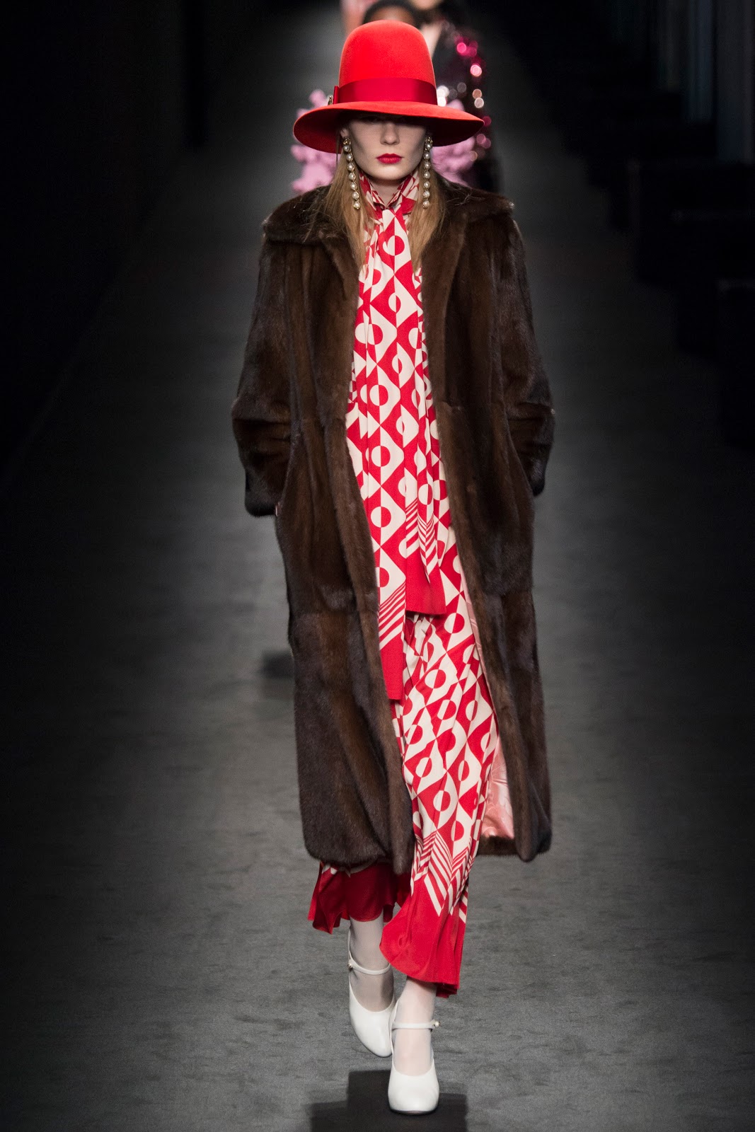 Fashion Runway Gucci Fall 2016 Ready to Wear Milan Fashion Week Cool fashion-runway-gucci-fall-2016-ready-to-wear-milan-fashion-week-cool