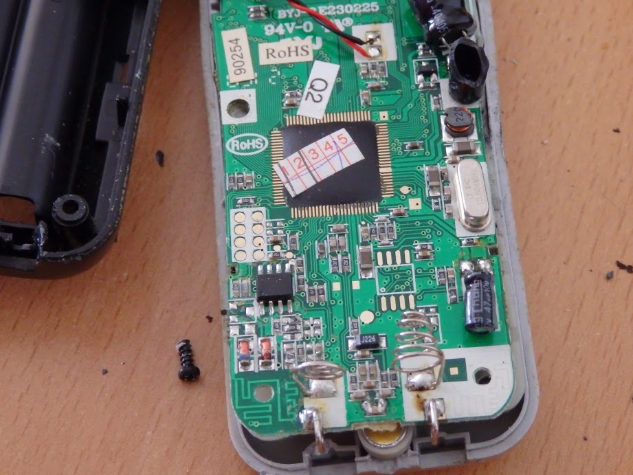 Alma de herrero: Despiece de un teléfono inalámbrico