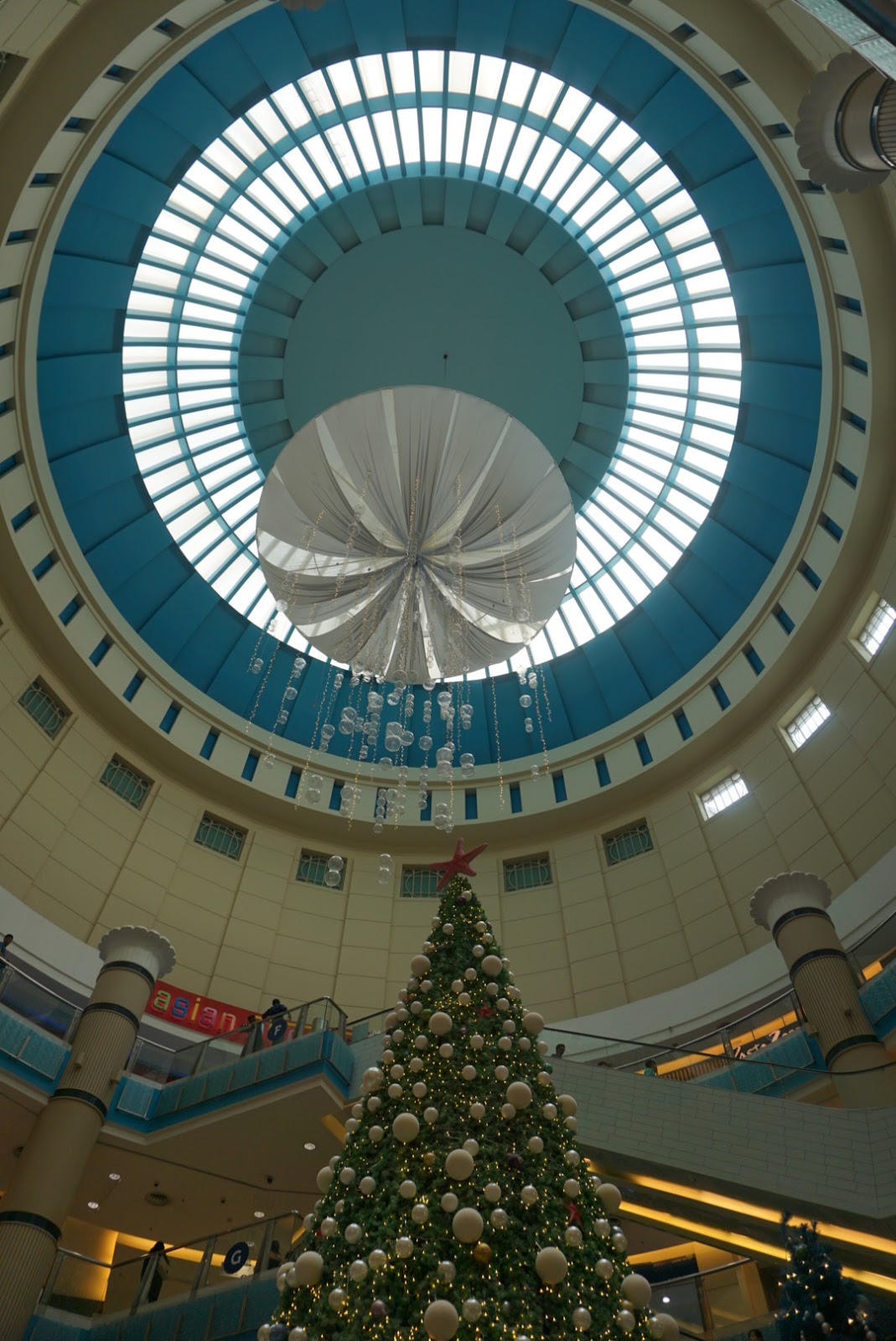 5 Little Angels: Dive Into A Stunning Christmas in Atlantis By Sunway ...