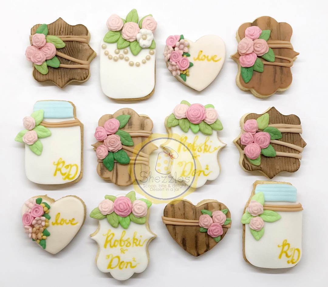 SHEZZLES | Cakes and Pastries: Rustic Theme Bridal Shower Cookies