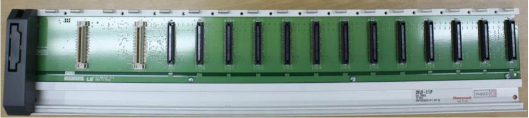 Univ-Electronics: Honeywell ML-200 PLC rack's