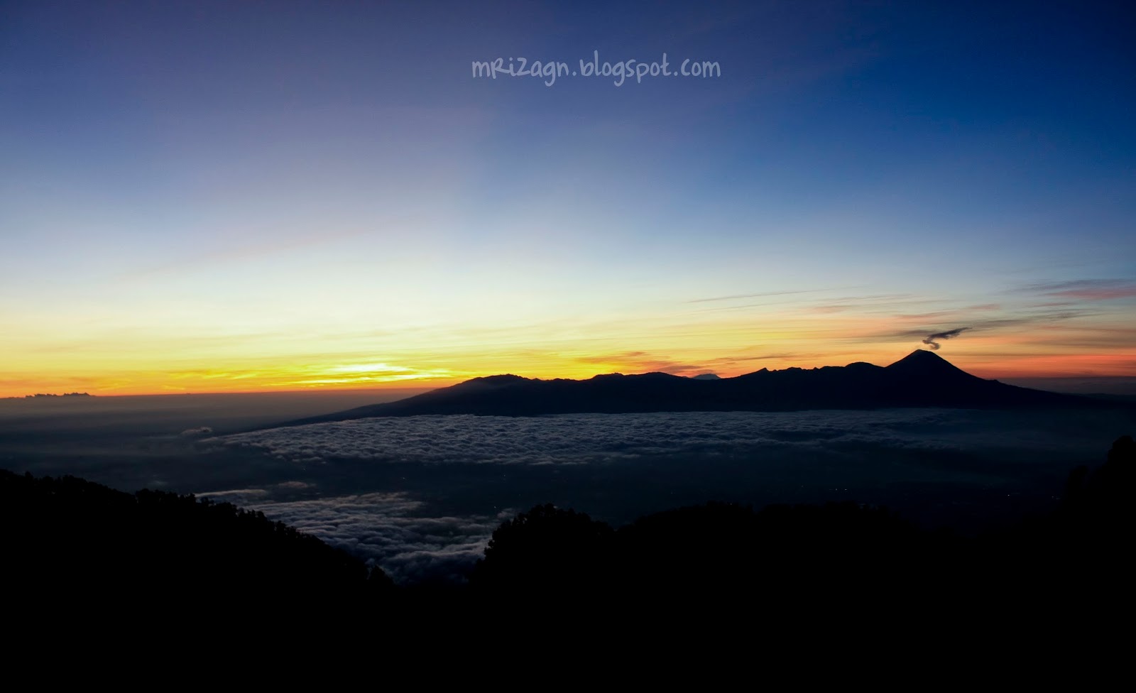 Konsep 35+ Gambar Gunung Buthak, Pemandangan Pantai