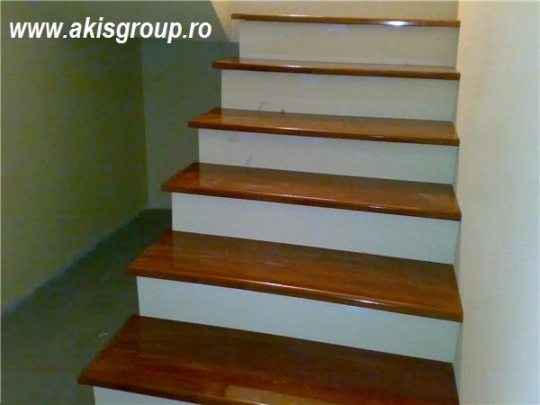 trepte lemn: TREPTE LEMN MASIV, PLACARI SCARI CU LEMN MASIV