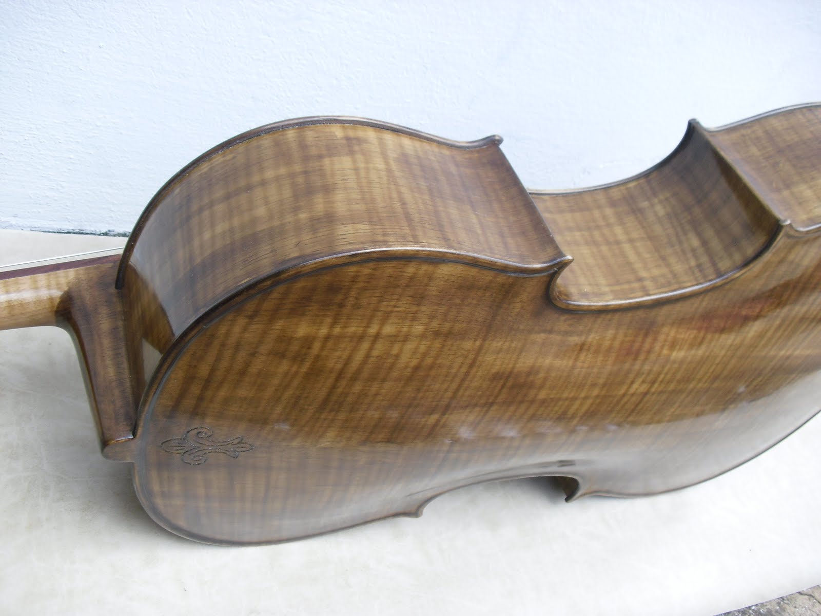 Eliel Marcos - Luthier: Cello