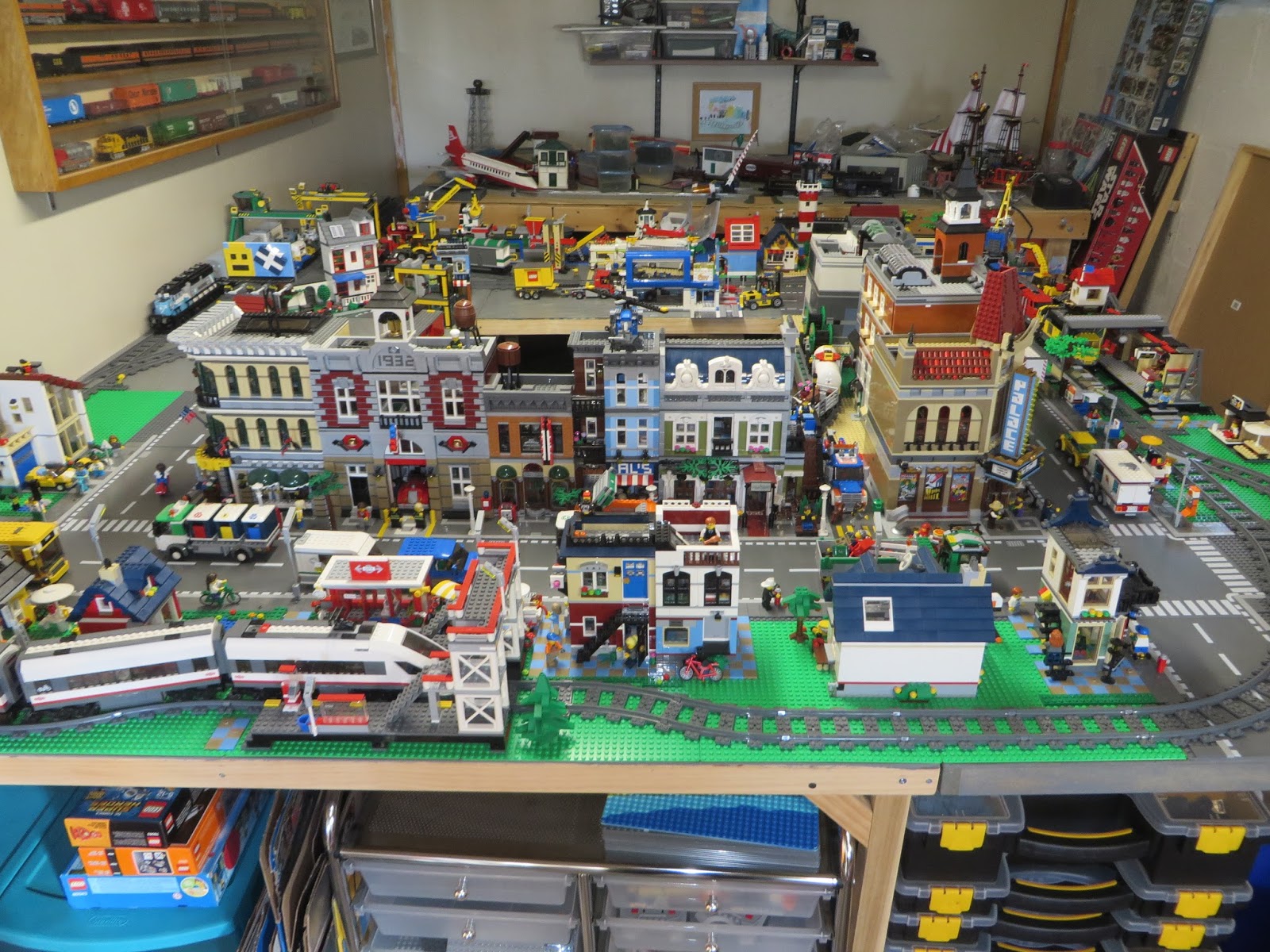 Thoughts On Blocks: Lego City Layout: May Update