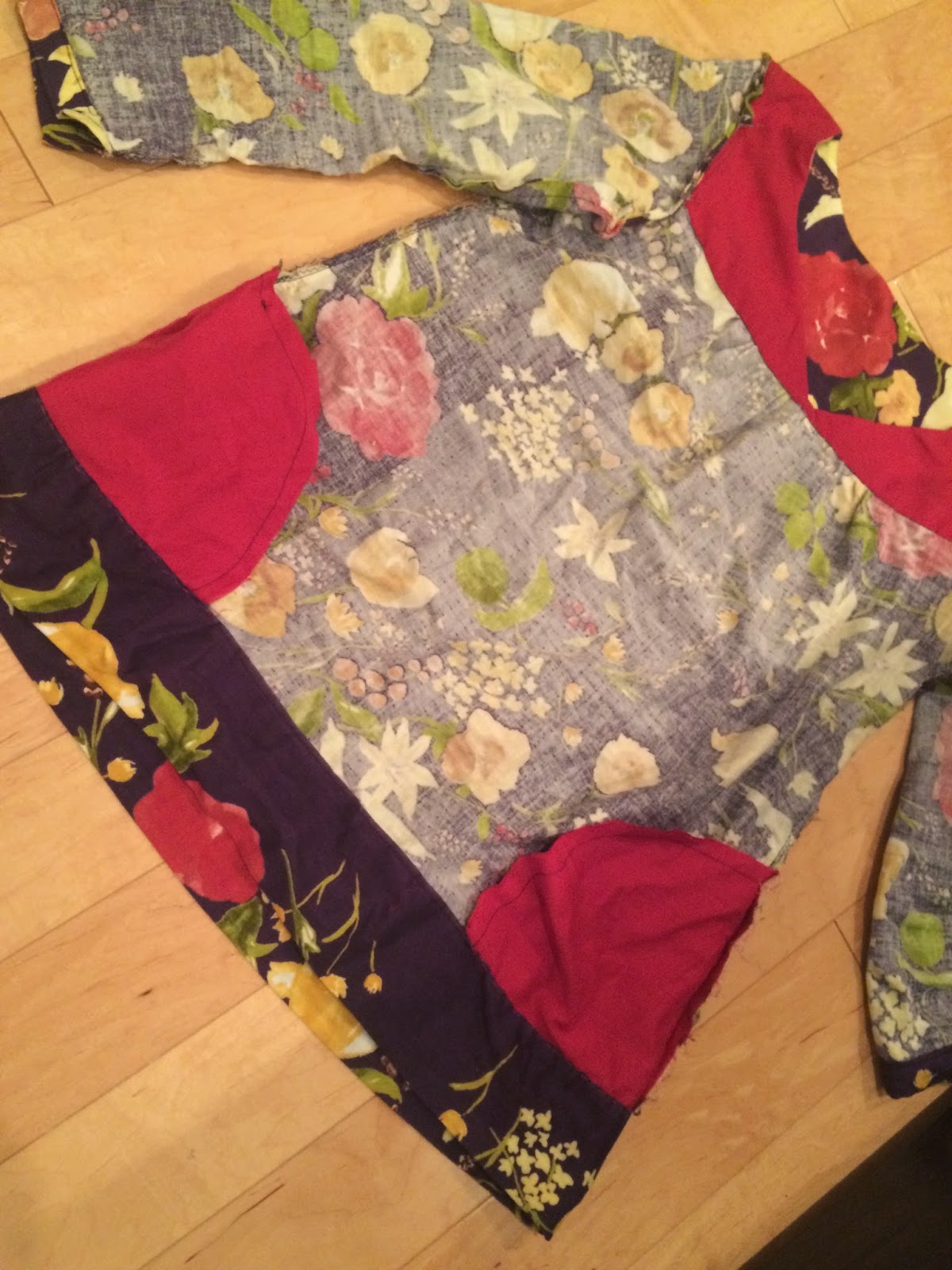 Beth Being Crafty: Split-Yoke Ruby Top!