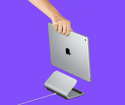 Logi Base: iPad Pro smart connector Charging Stand On Trend